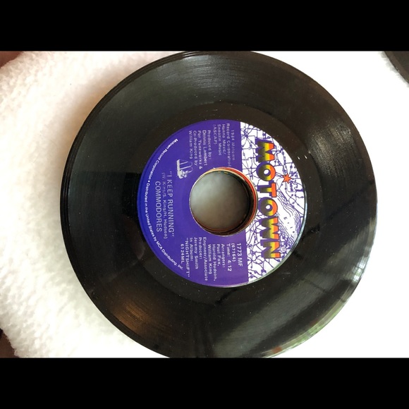 Other | The Commodores 45 Nightshift Keep Running | Poshmark